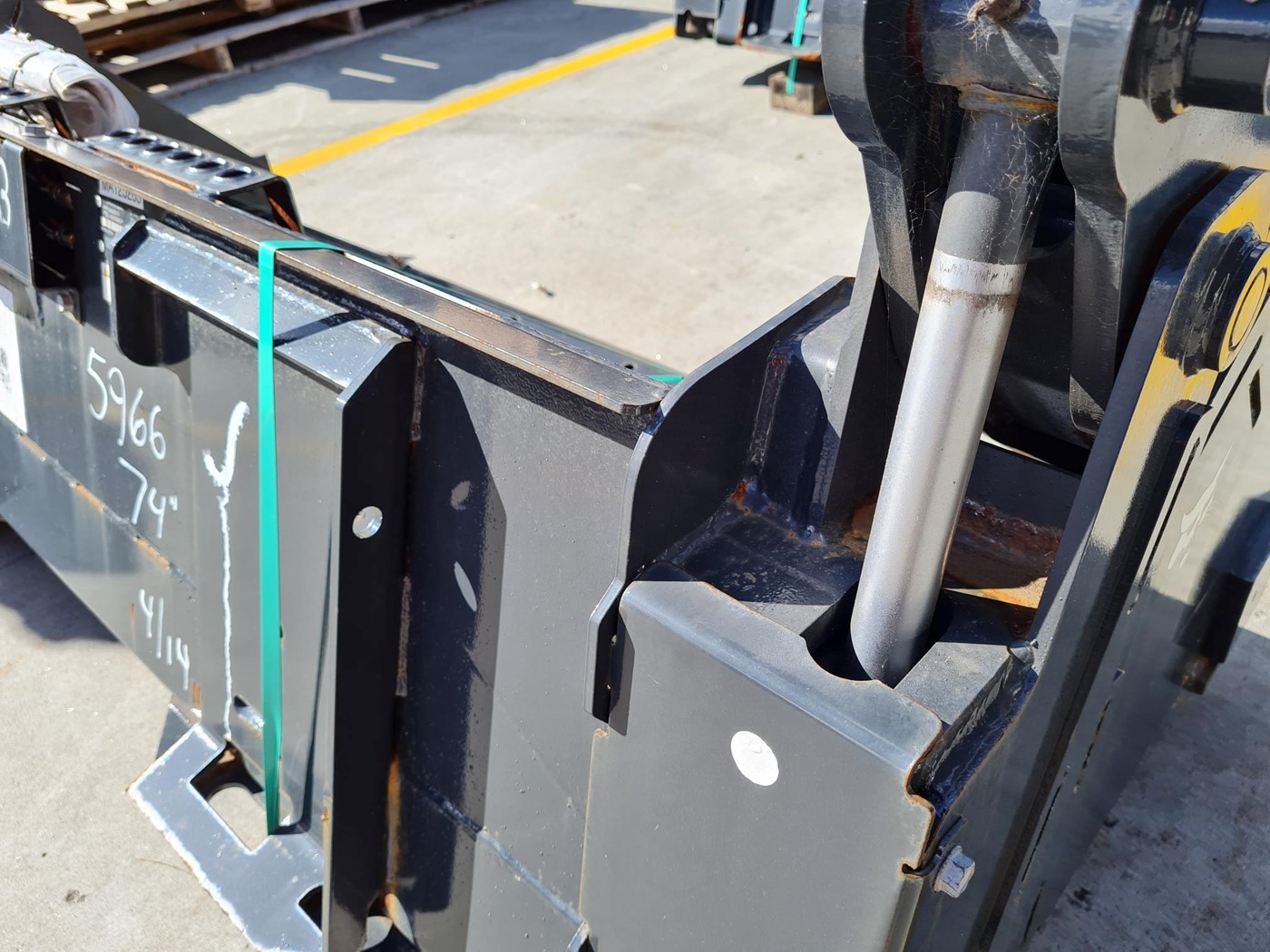 New 74" 4 in 1 Combination Buckets | AB Equipment
